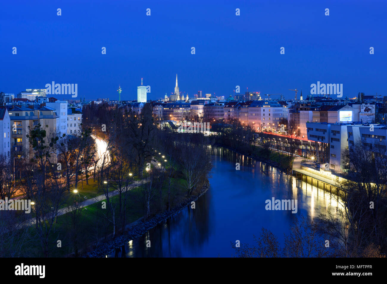 Wien, Vienna: river Donaukanal (Danube channel), view to old town with ...