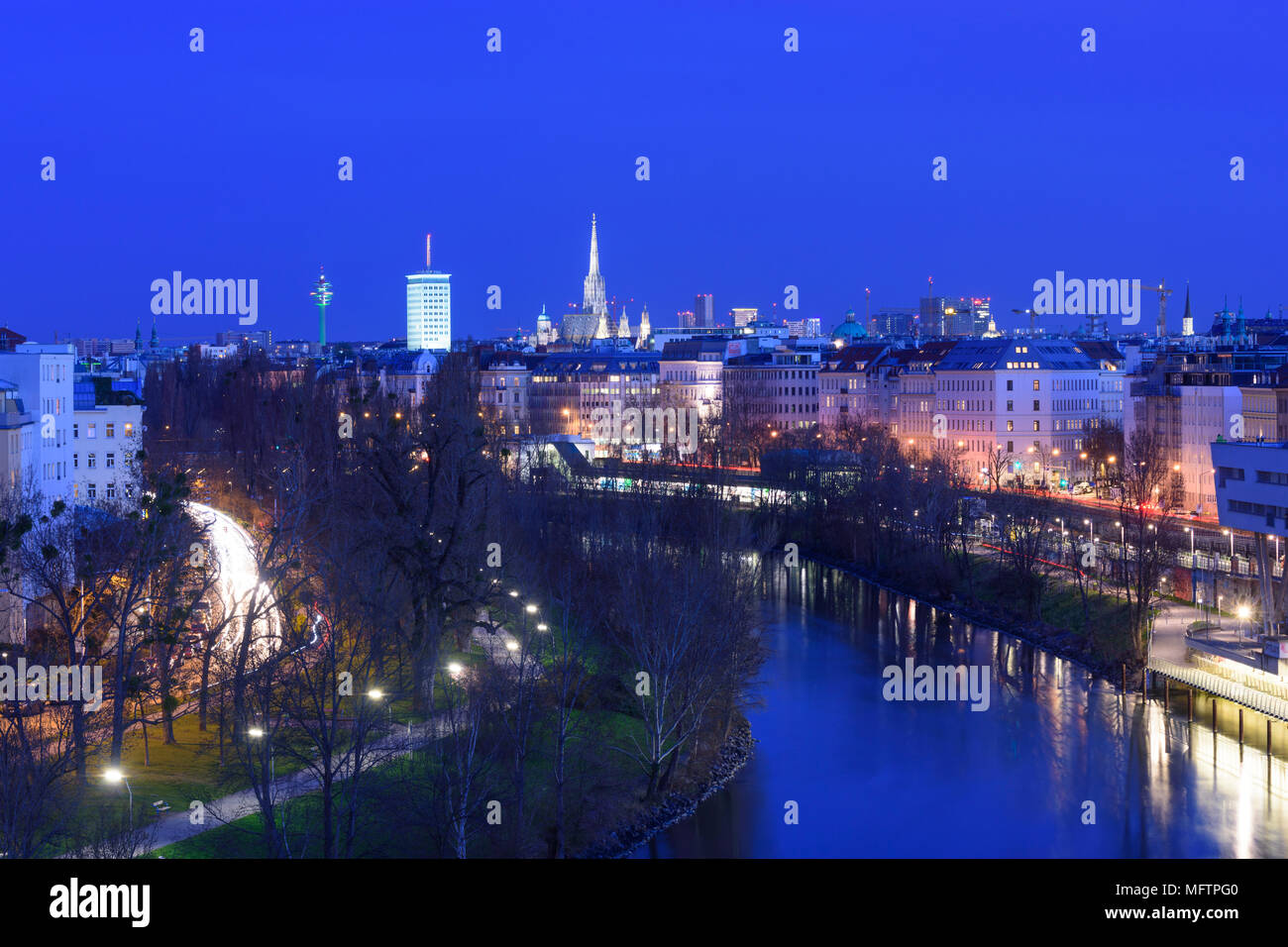 Wien, Vienna: river Donaukanal (Danube channel), view to old town with ...
