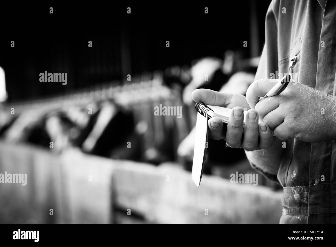Writing on notepad pen Black and White Stock Photos & Images - Alamy