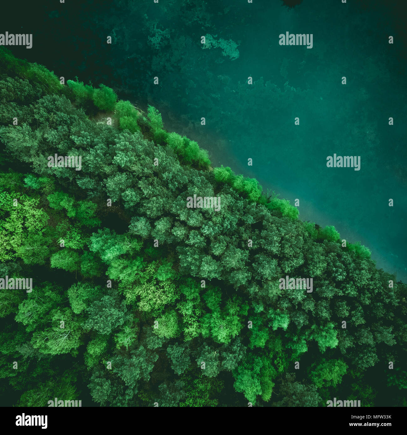 Border drone hi-res stock photography and images - Alamy