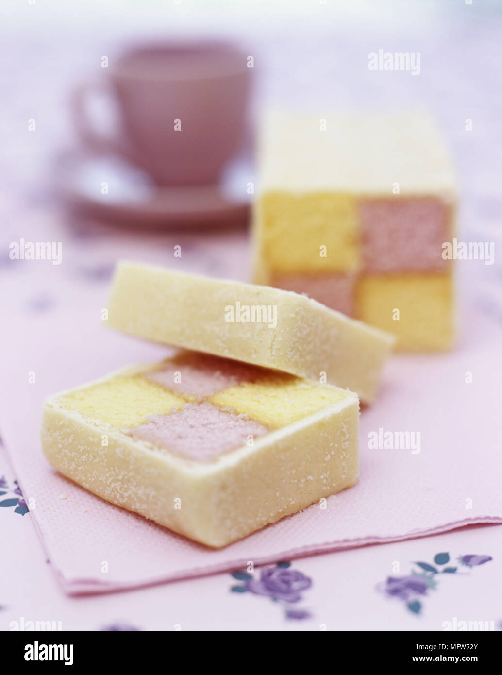 Battenburg pattern hi-res stock photography and images - Alamy