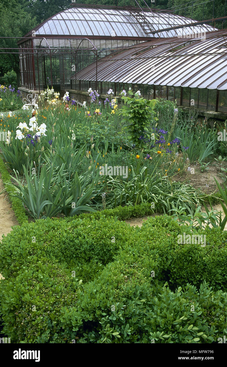 Conservatories hi-res stock photography and images - Alamy