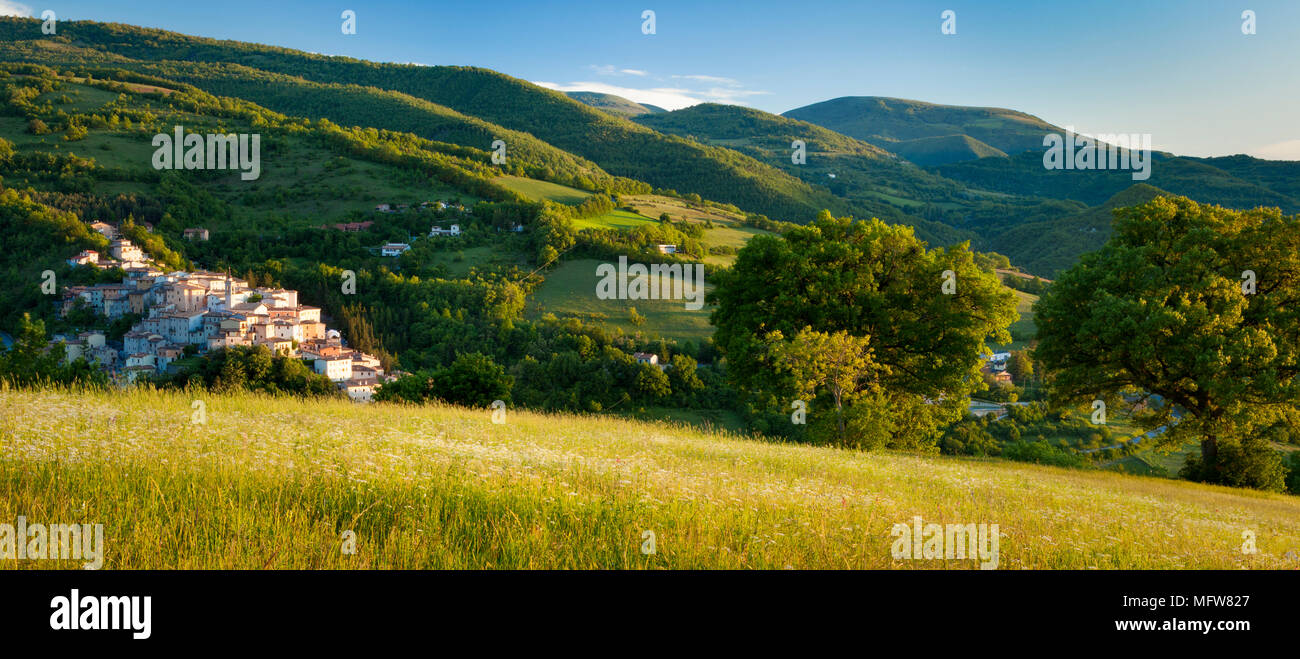 The medieval town of Preci in the Valnerina, Monti Sibillini National ...