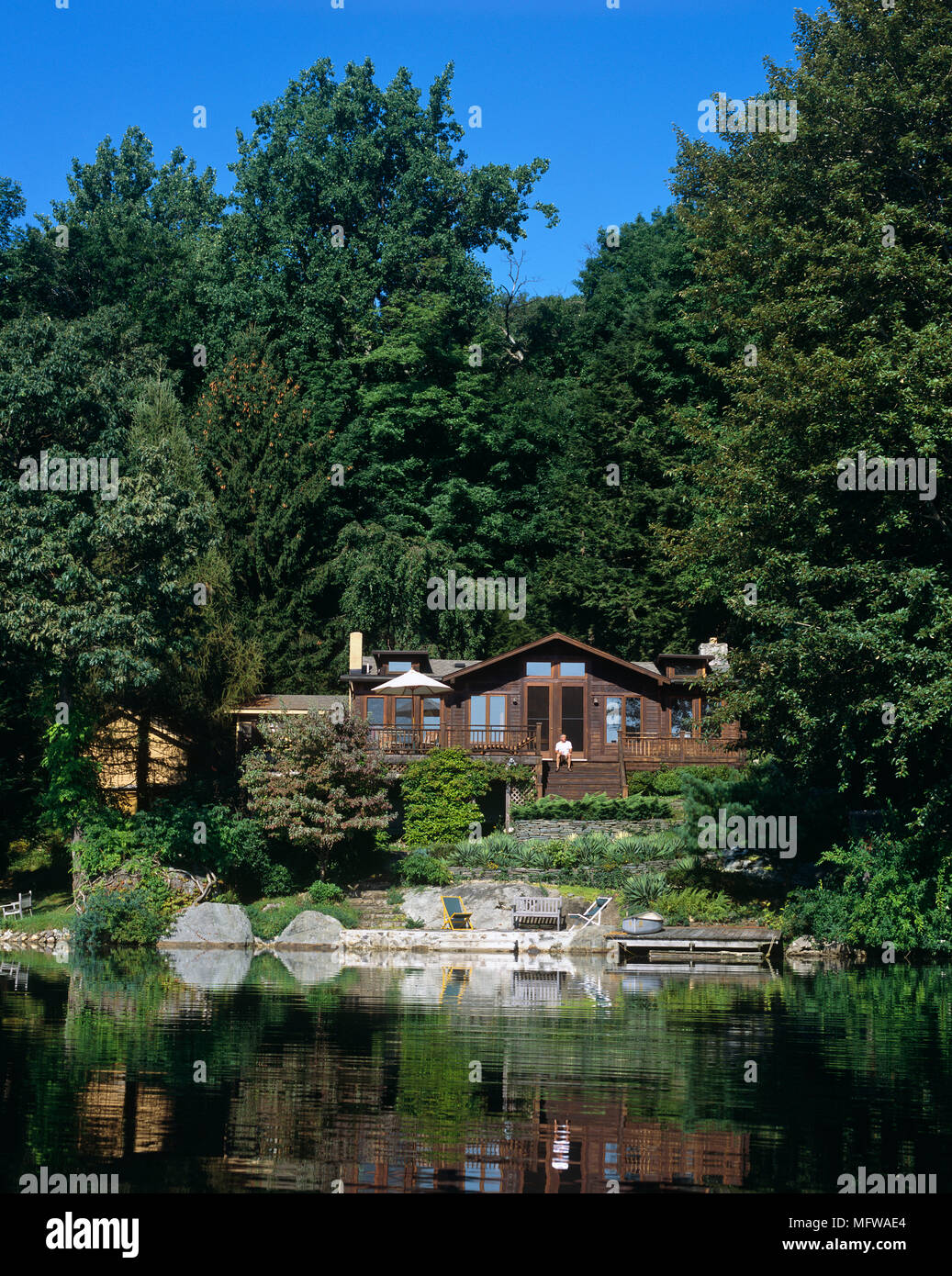 01:15 hi-res stock photography and images - Alamy