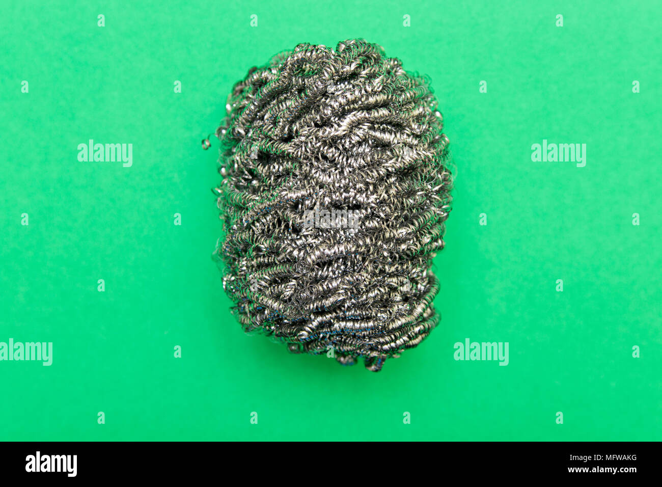 Metal sponge hi-res stock photography and images - Alamy