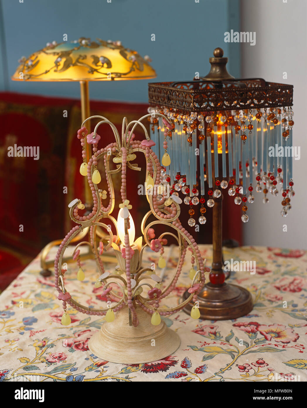 Old fashioned lampshade hi-res stock photography and images - Alamy