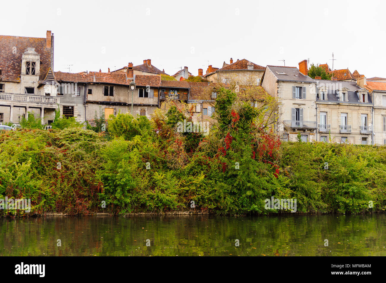 Isle river and town of Perigueux, France Stock Photo - Alamy