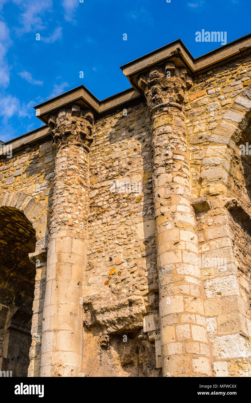 Porte Mars, an ancient Roman triumphal arch in Reims, France Stock ...