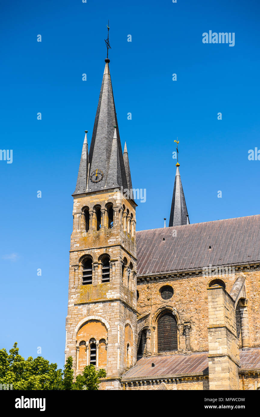 Basilica St. Remi of Rheims, Champagne-Ardenne, France Stock Photo - Alamy