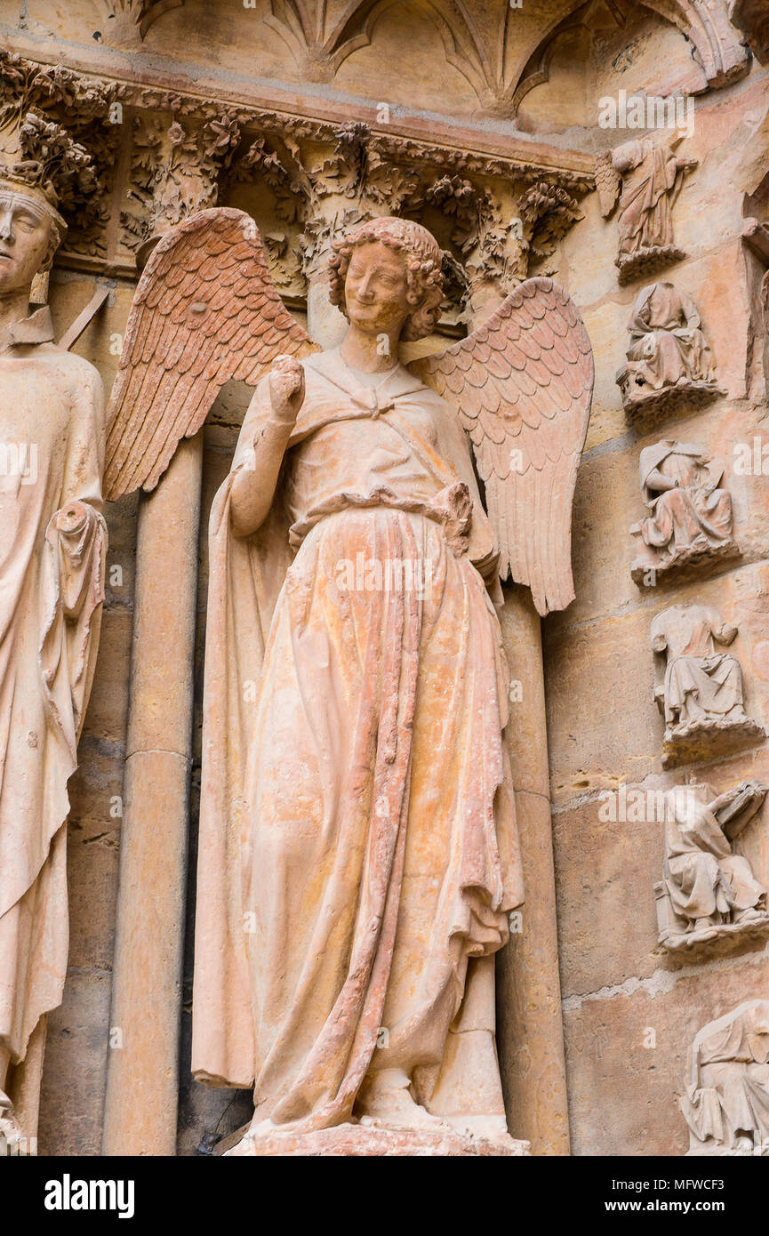 Cathedral of Notre-Dame of Rheims, Champagne-Ardenne, France Stock ...