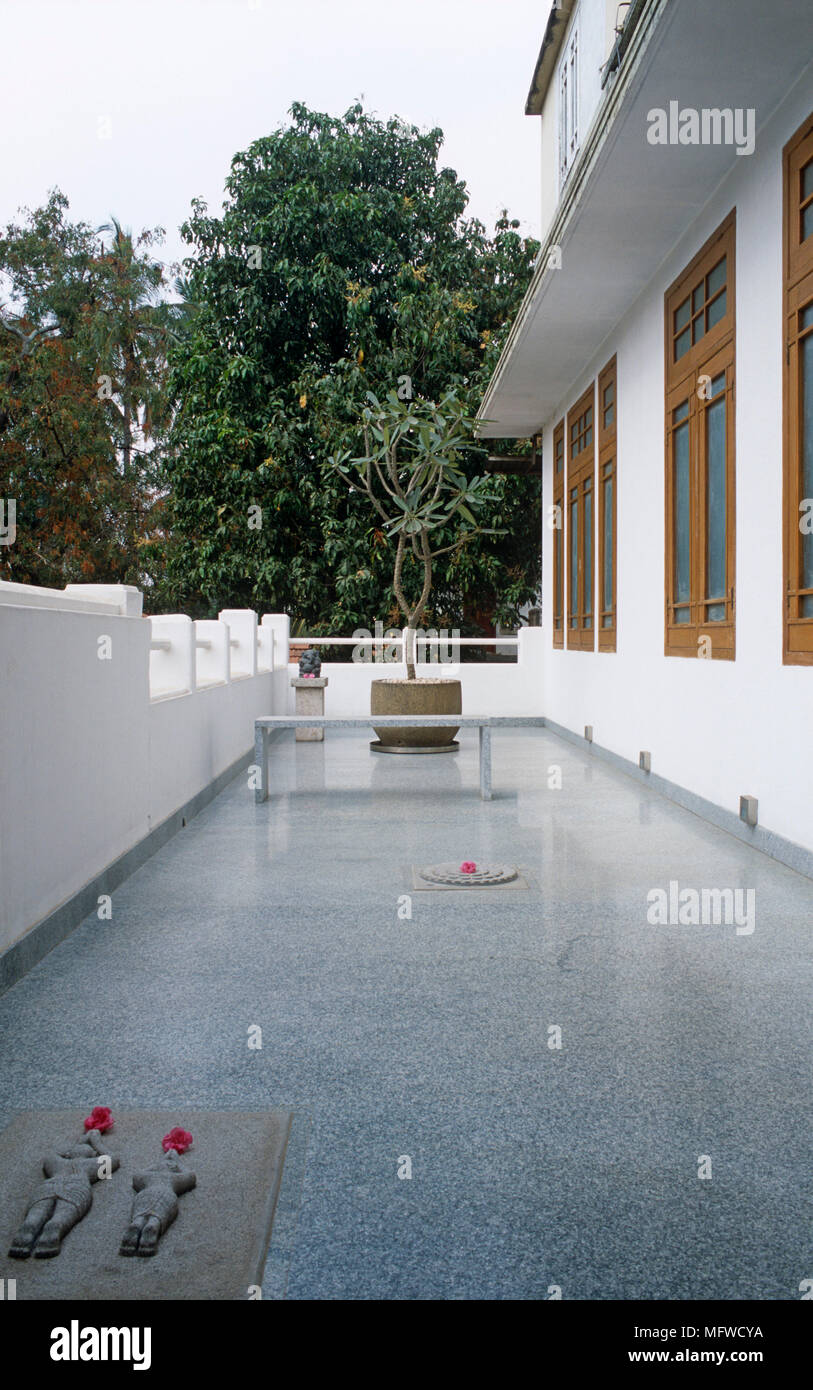 Indian veranda hi-res stock photography and images - Alamy