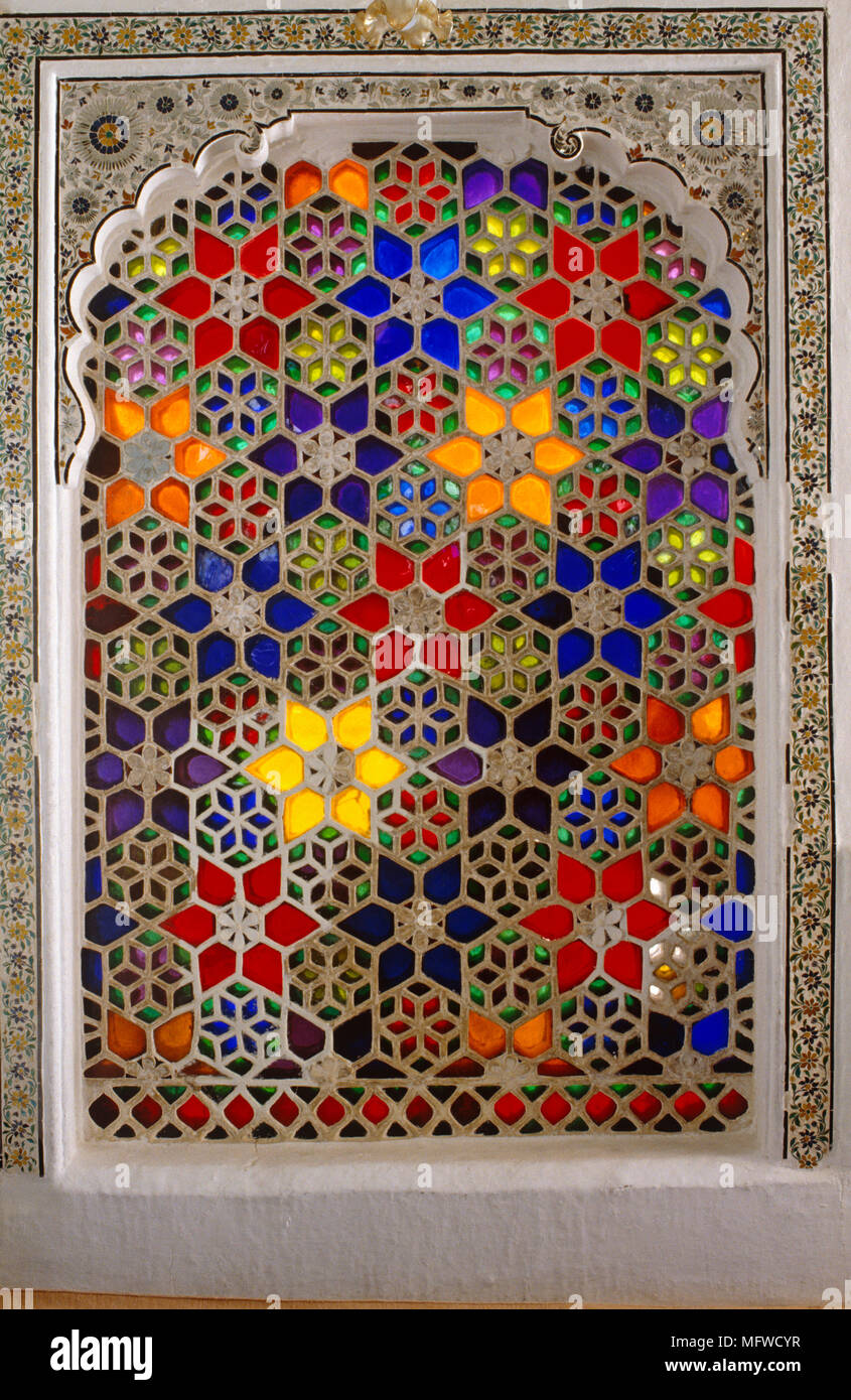 Coloured stained glass hi-res stock photography and images - Alamy