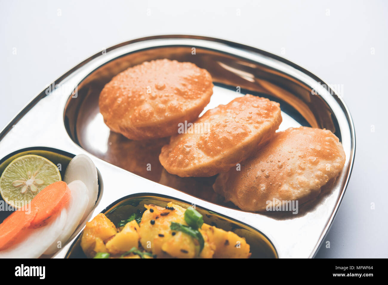 Puri aloo bhaji hi-res stock photography and images - Alamy