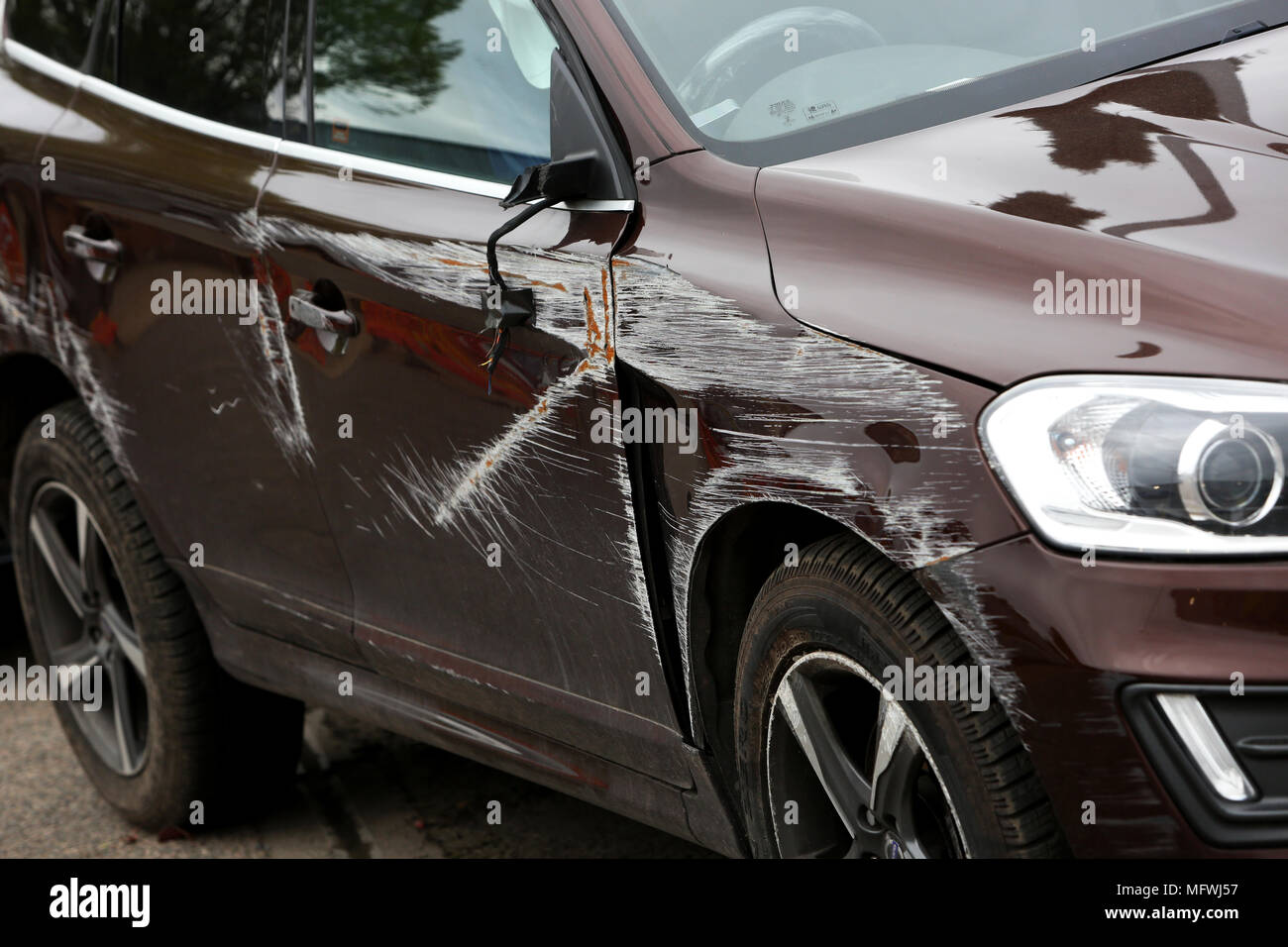 Damage in car park hi-res stock photography and images - Alamy