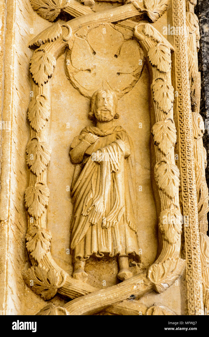 Statue on the Cathedral of St. Lawrence (Katedrala Sv. Lovre), a Roman ...