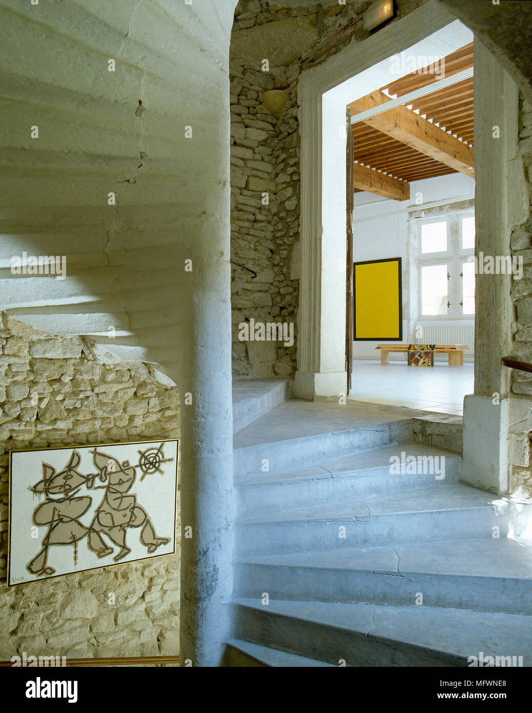 Adjacent room hi-res stock photography and images - Alamy