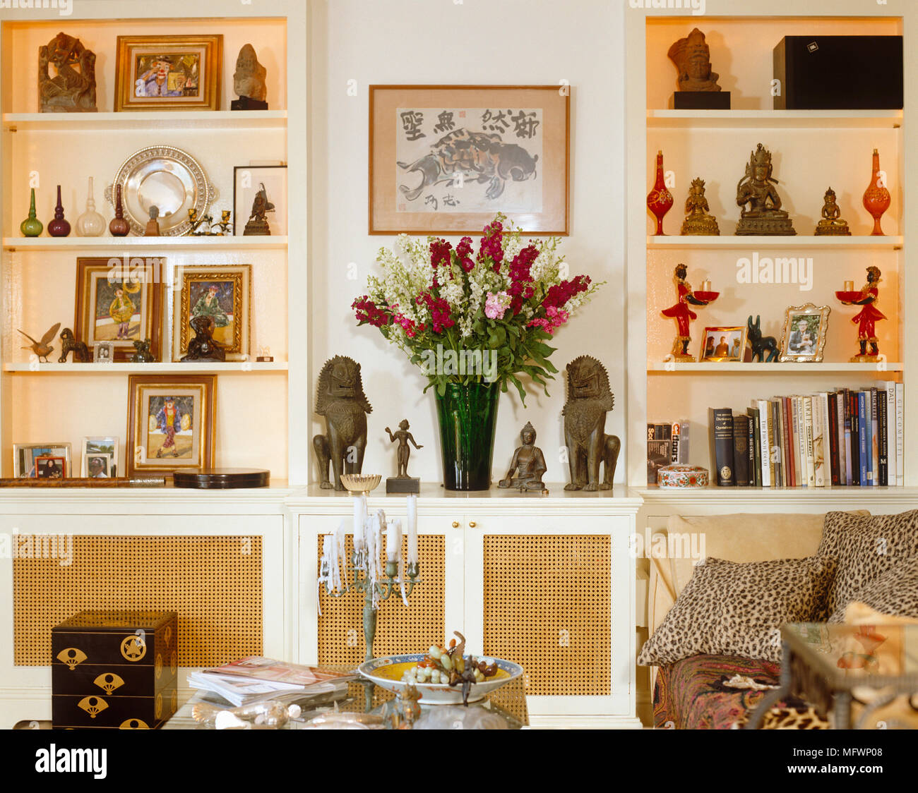 Collection of items hi-res stock photography and images - Alamy