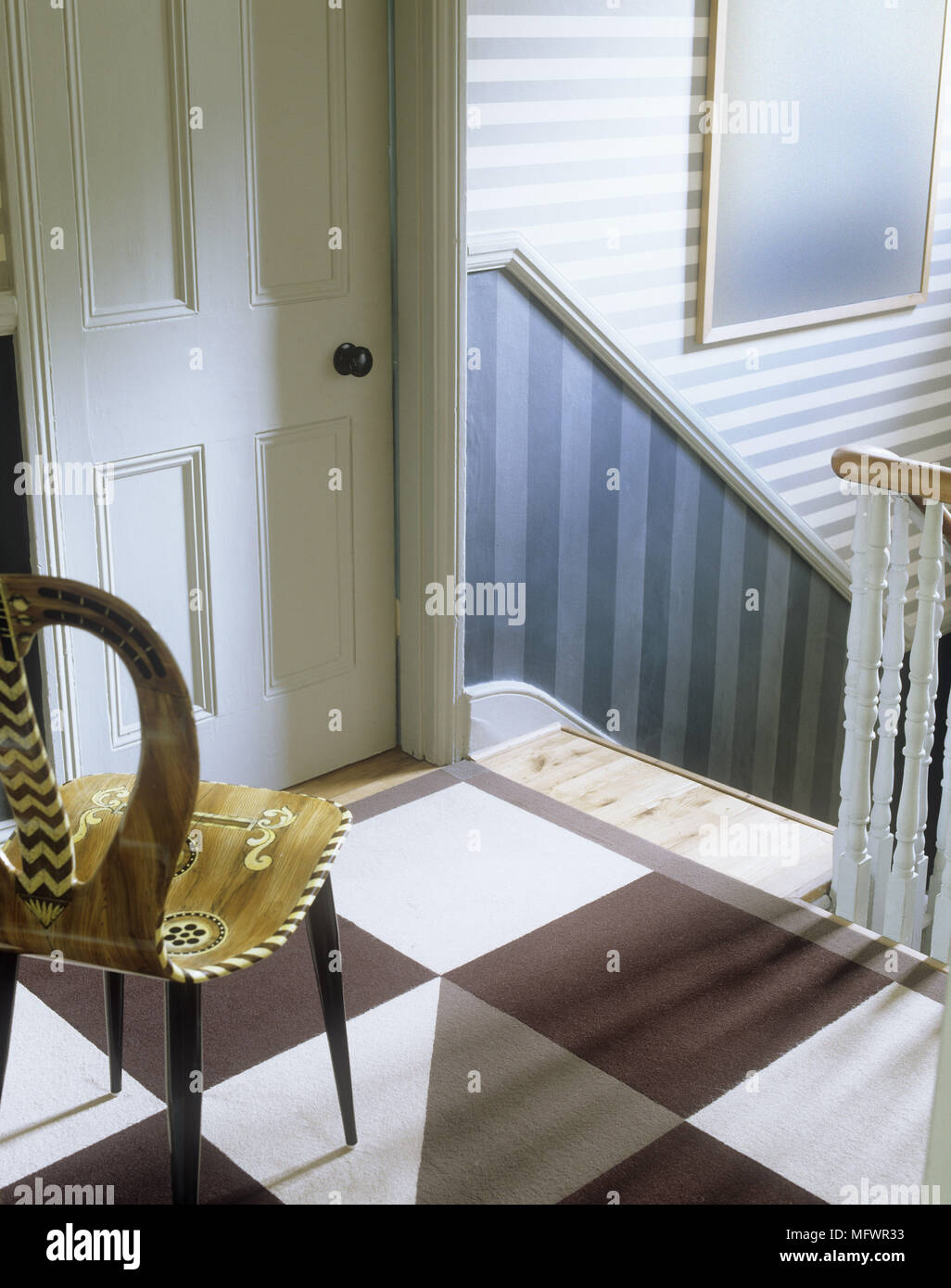 Staircase And Landing Stock Photos & Staircase And Landing Stock Images ...