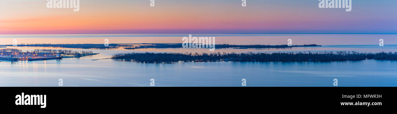 Tommy Thompson Park High Resolution Stock Photography and Images - Alamy