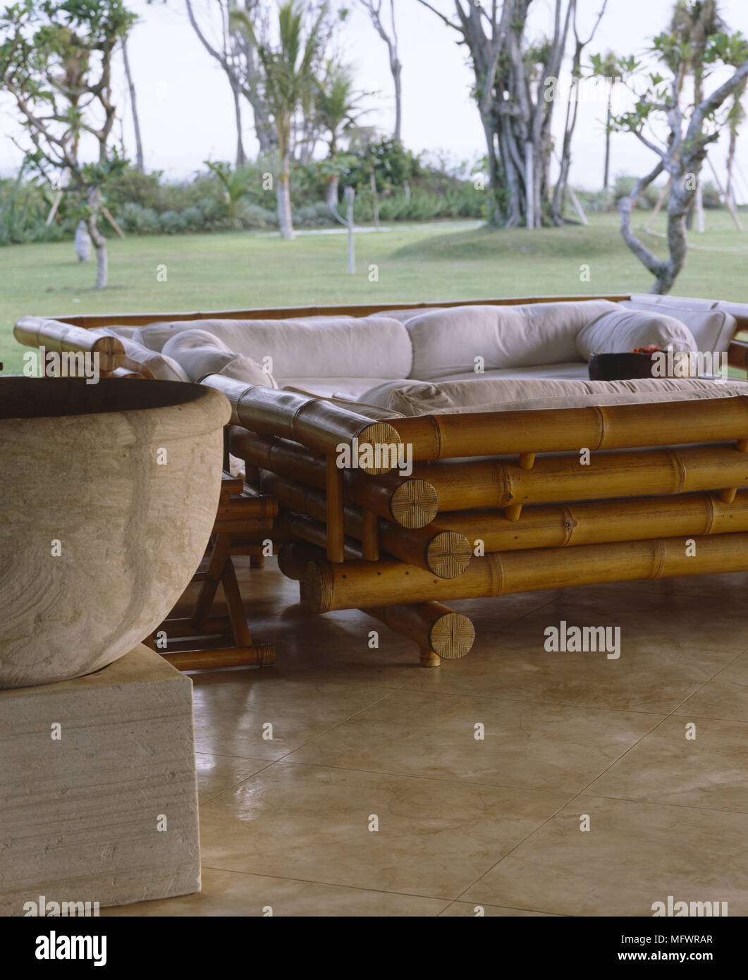 Pottery terrace hi-res stock photography and images - Alamy