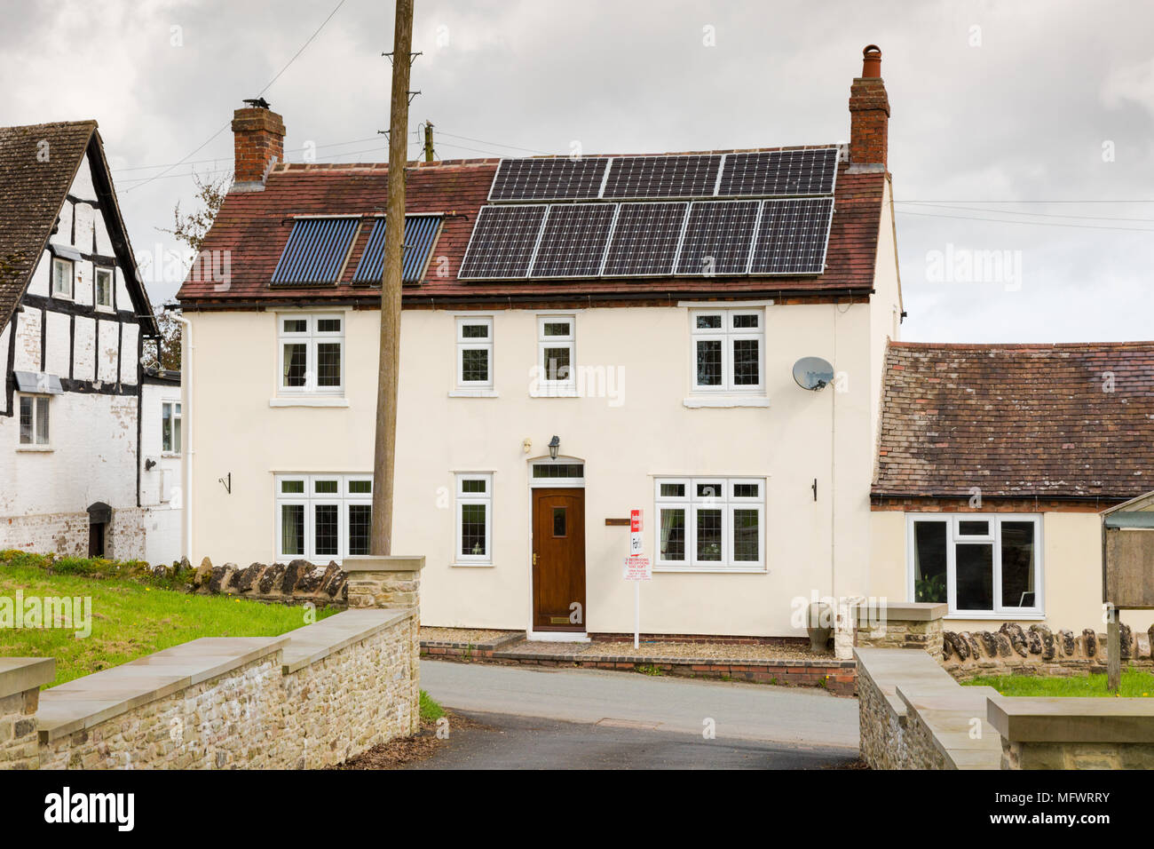 Solar panels roof hi-res stock photography and images - Alamy