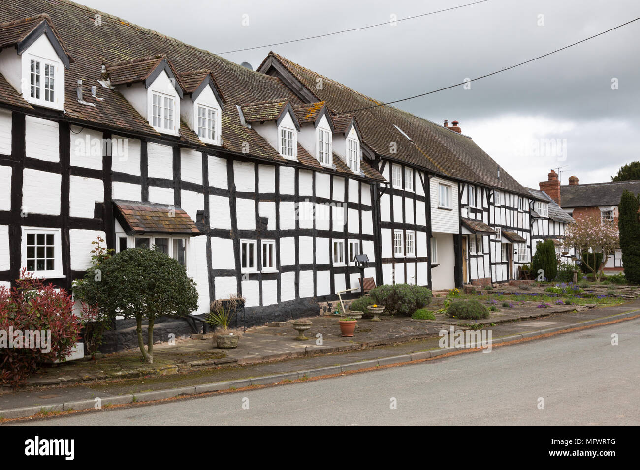 Black and white houses, Dilwyn, Herefordshire UK Stock Photo - Alamy