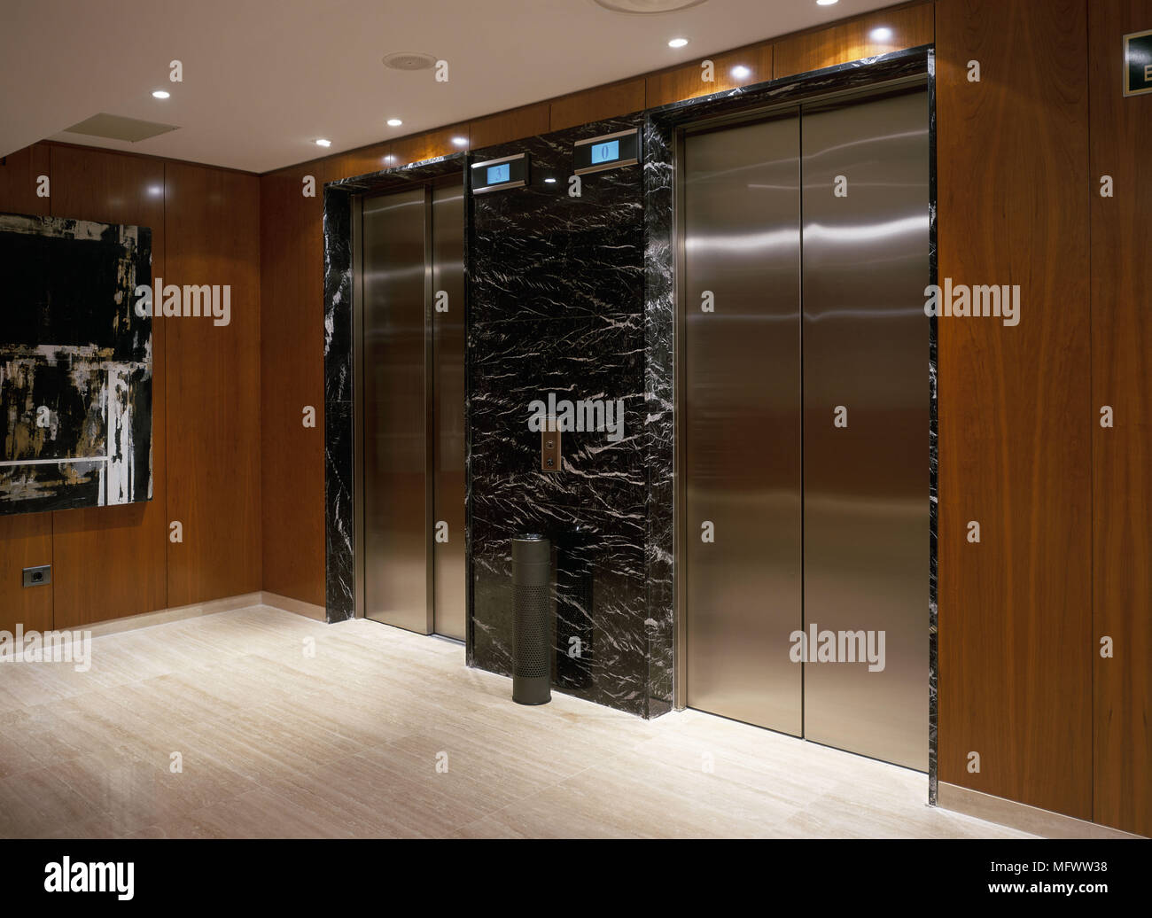 Elevators door hi-res stock photography and images - Alamy