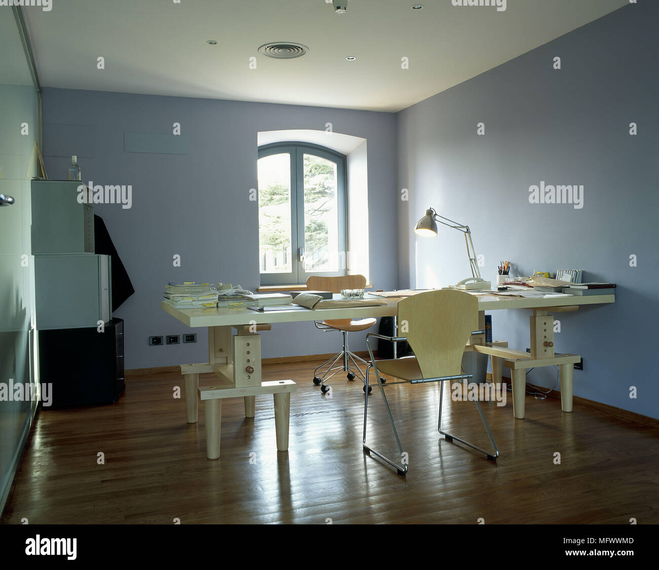 Well ventilated dwelling hi-res stock photography and images - Alamy