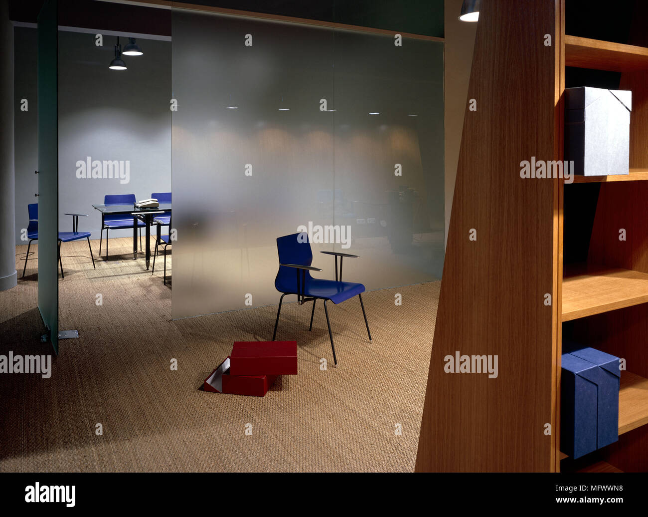 Well organized hi-res stock photography and images - Alamy