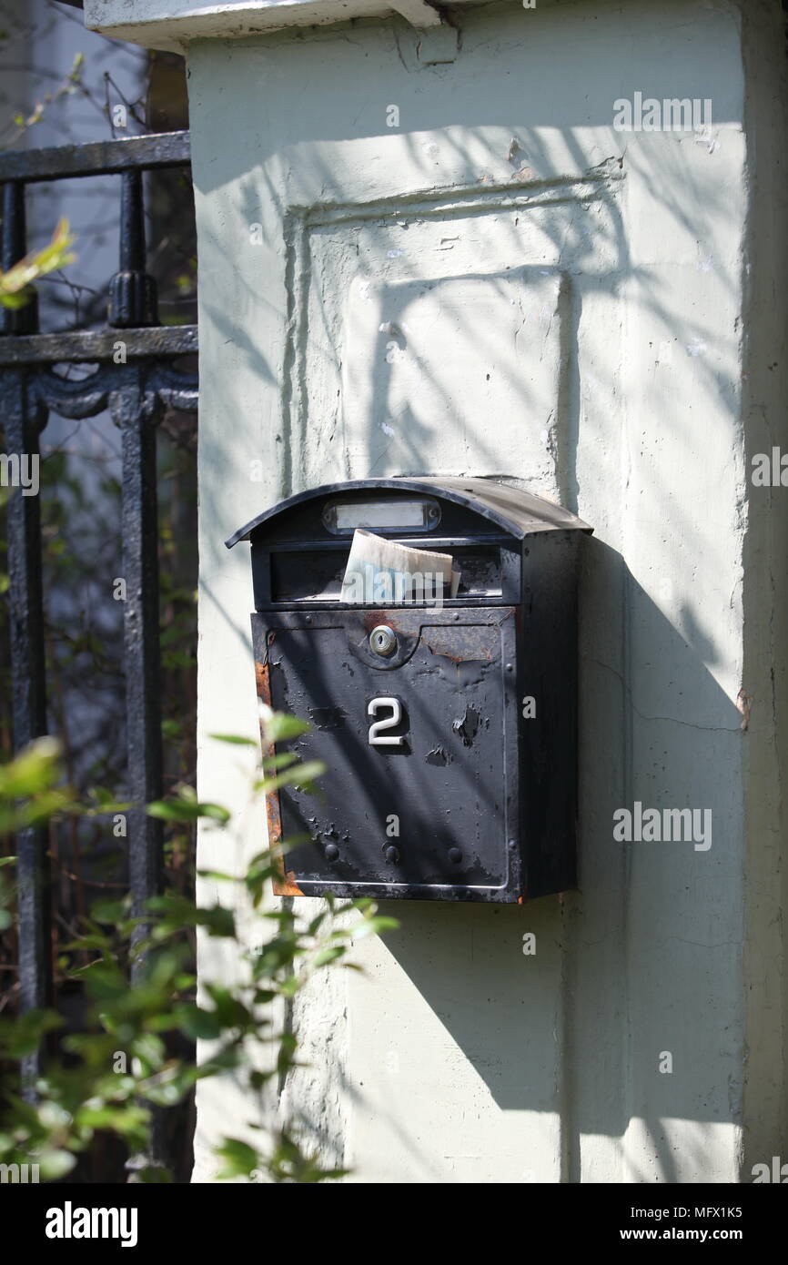 Newspaper slot hi-res stock photography and images - Alamy