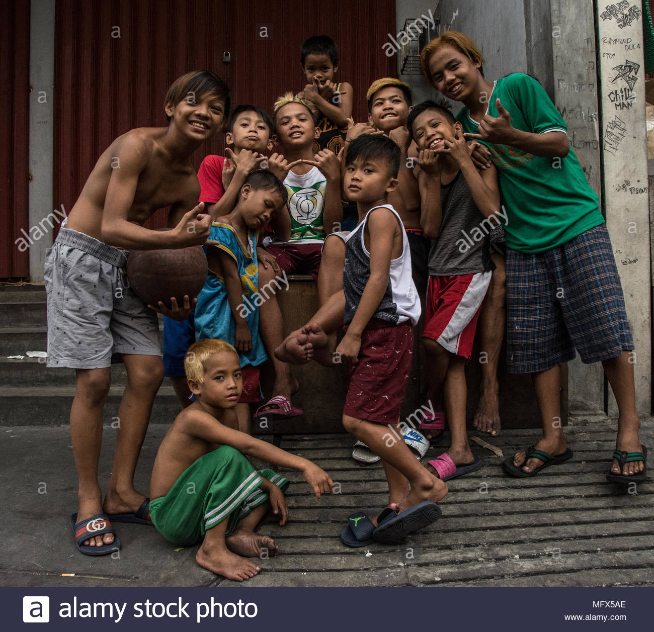 Manila Street People Stock Photos & Manila Street People Stock Images ...
