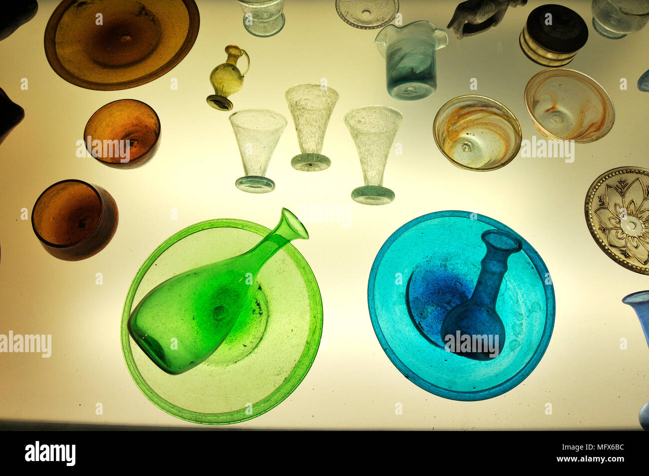 Roman glass hi-res stock photography and images - Alamy
