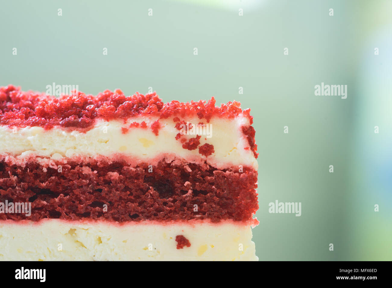 Cake face hi-res stock photography and images - Alamy