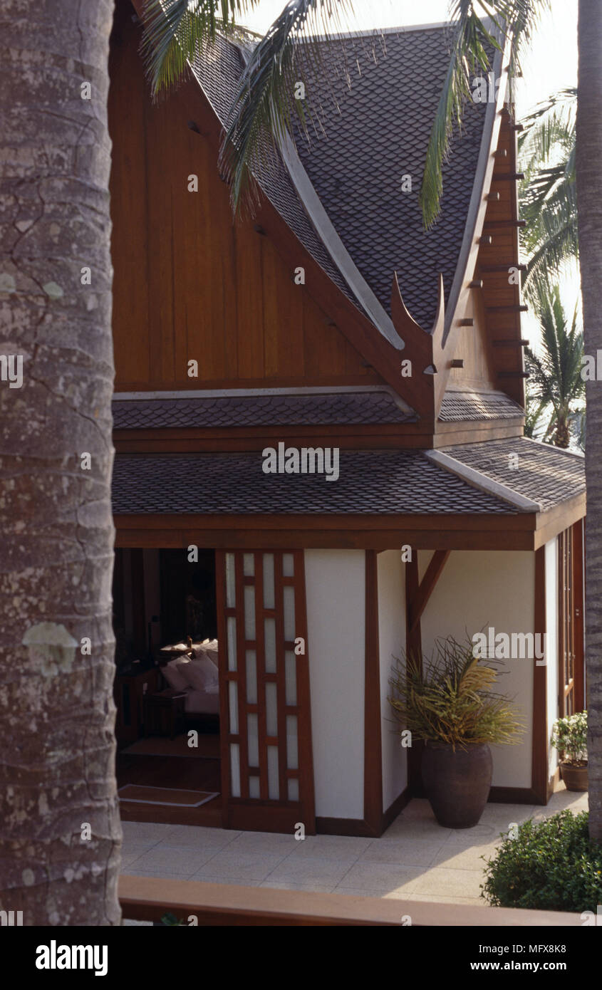 Far eastern style hi-res stock photography and images - Alamy