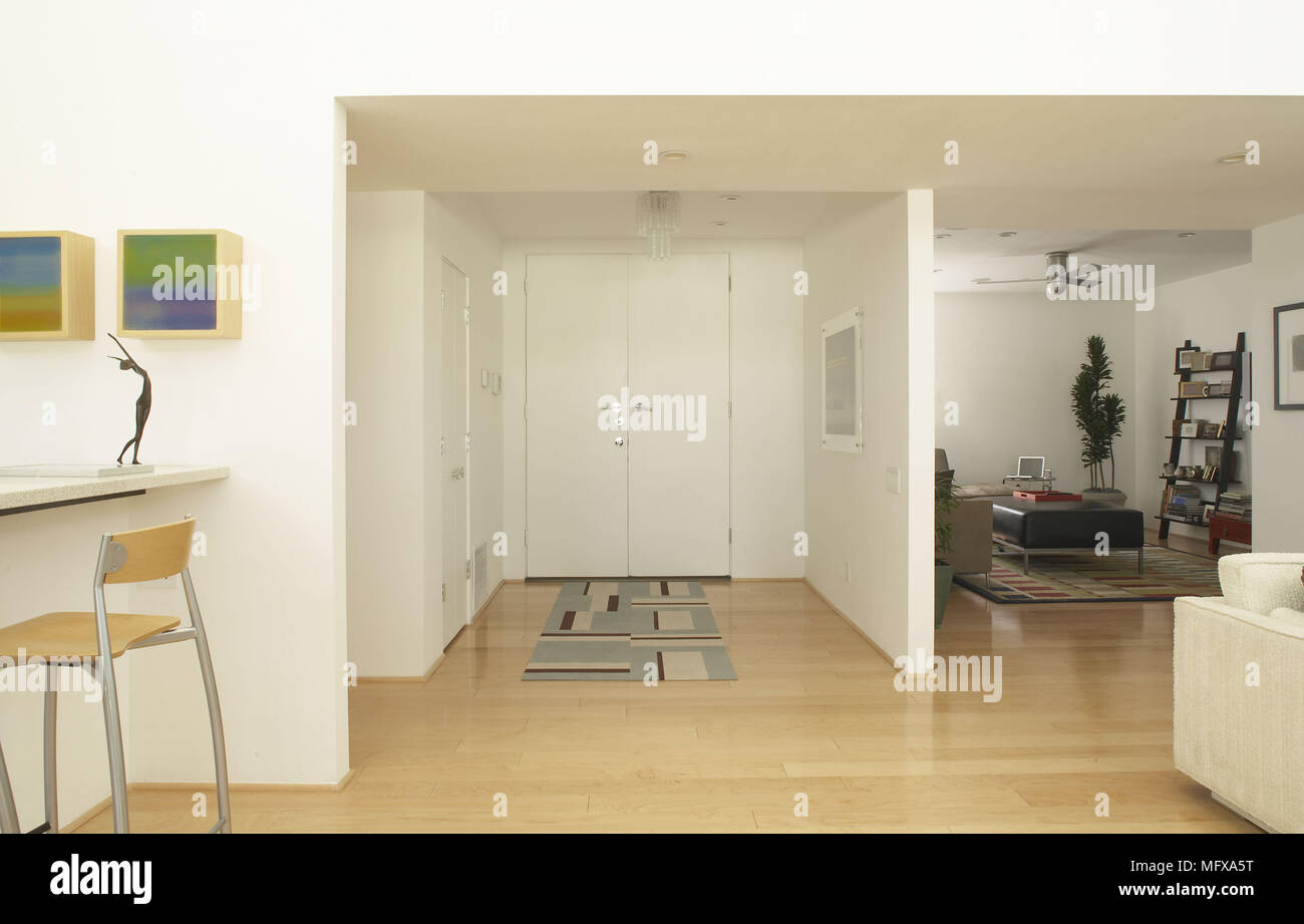 Open plan entrance hi-res stock photography and images - Alamy