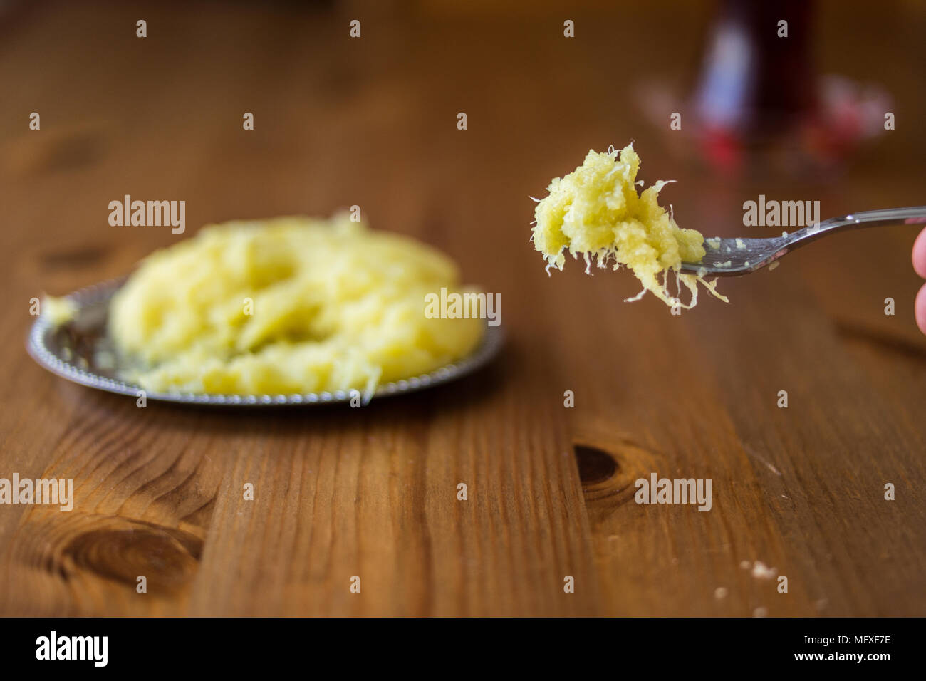 Turkish Cheese halva / Peynir Helvasi with Tea. (Turkish Traditional ...