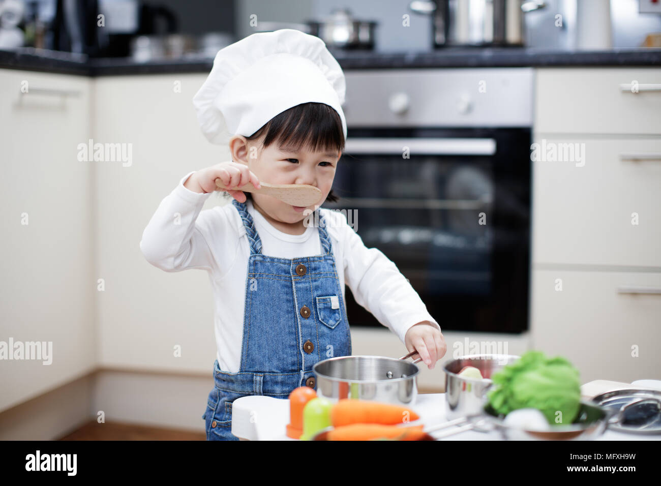 Child pretend happy food hi-res stock photography and images - Alamy