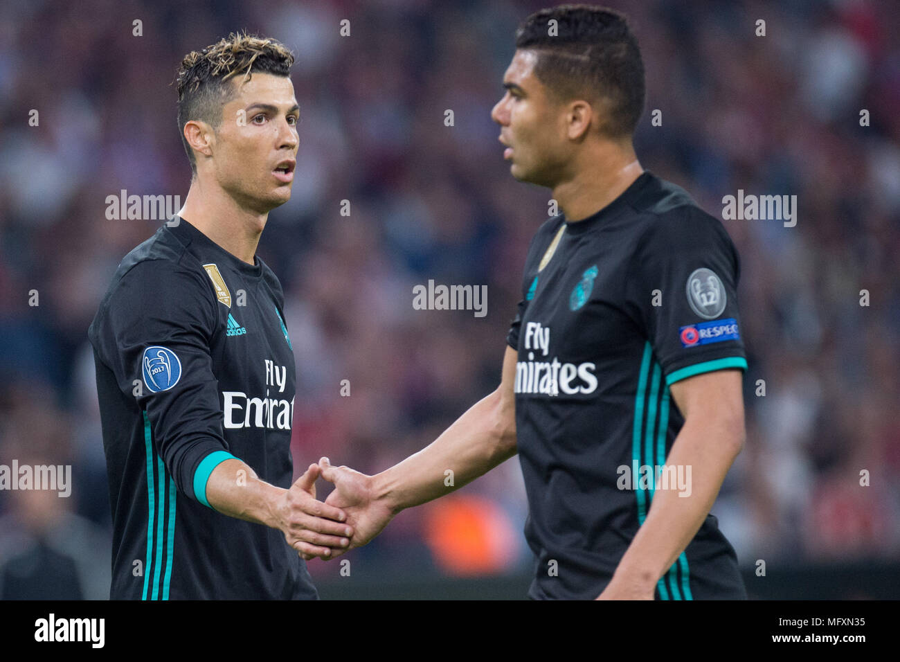 Munich, Deutschland. 25th Apr, 2018. Cristiano RONALDO (left, REAL ...