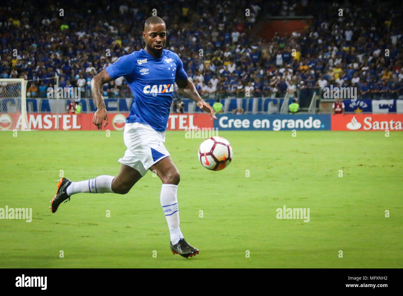 Belo Horizonte, Brazil. 26th Apr, 2018. Dedé, from Cruzeiro, during ...