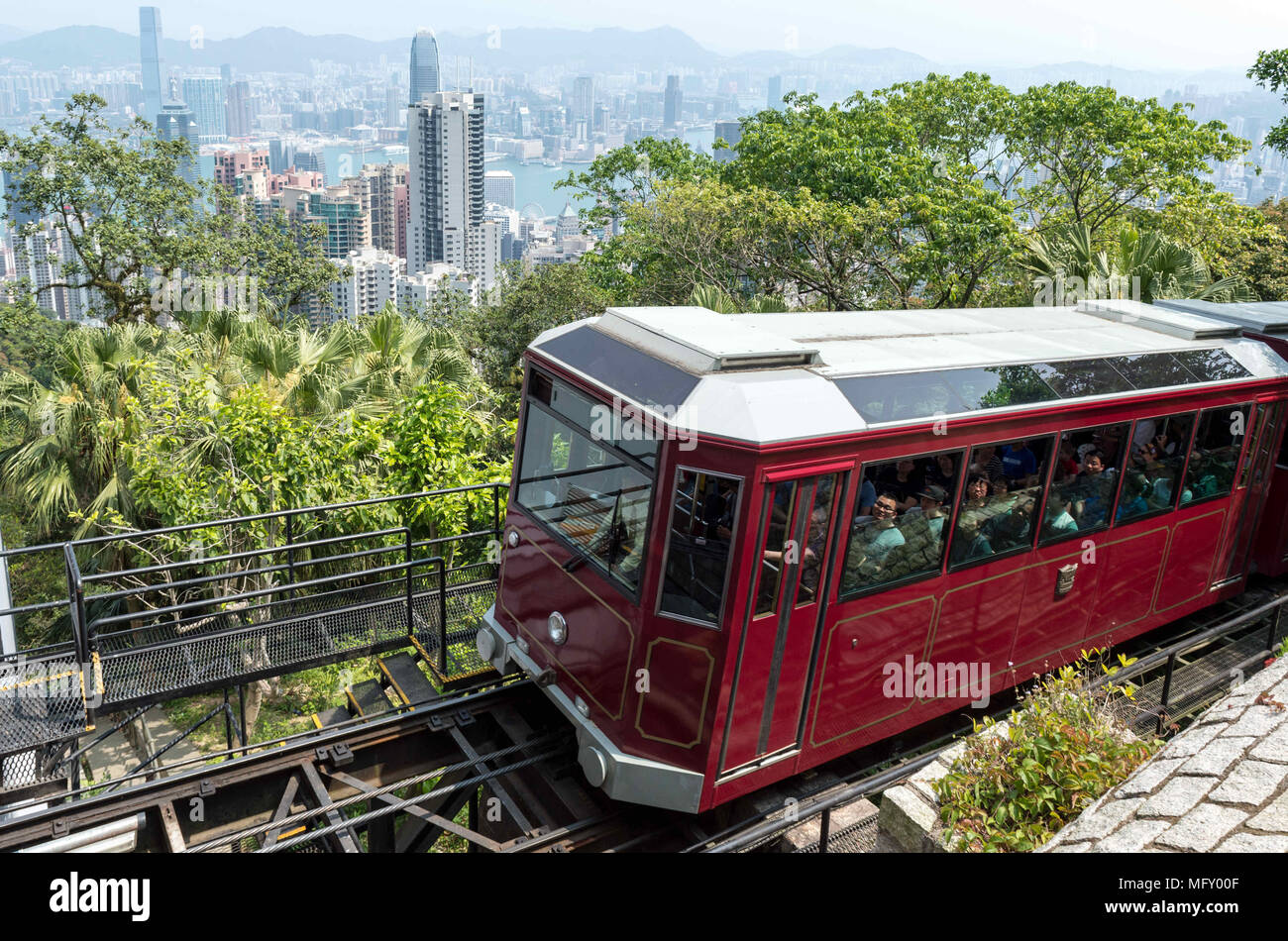 Hong Kong, Hong Kong SAR, China. 1st Apr, 2018. HONG KONG, CHINA ...