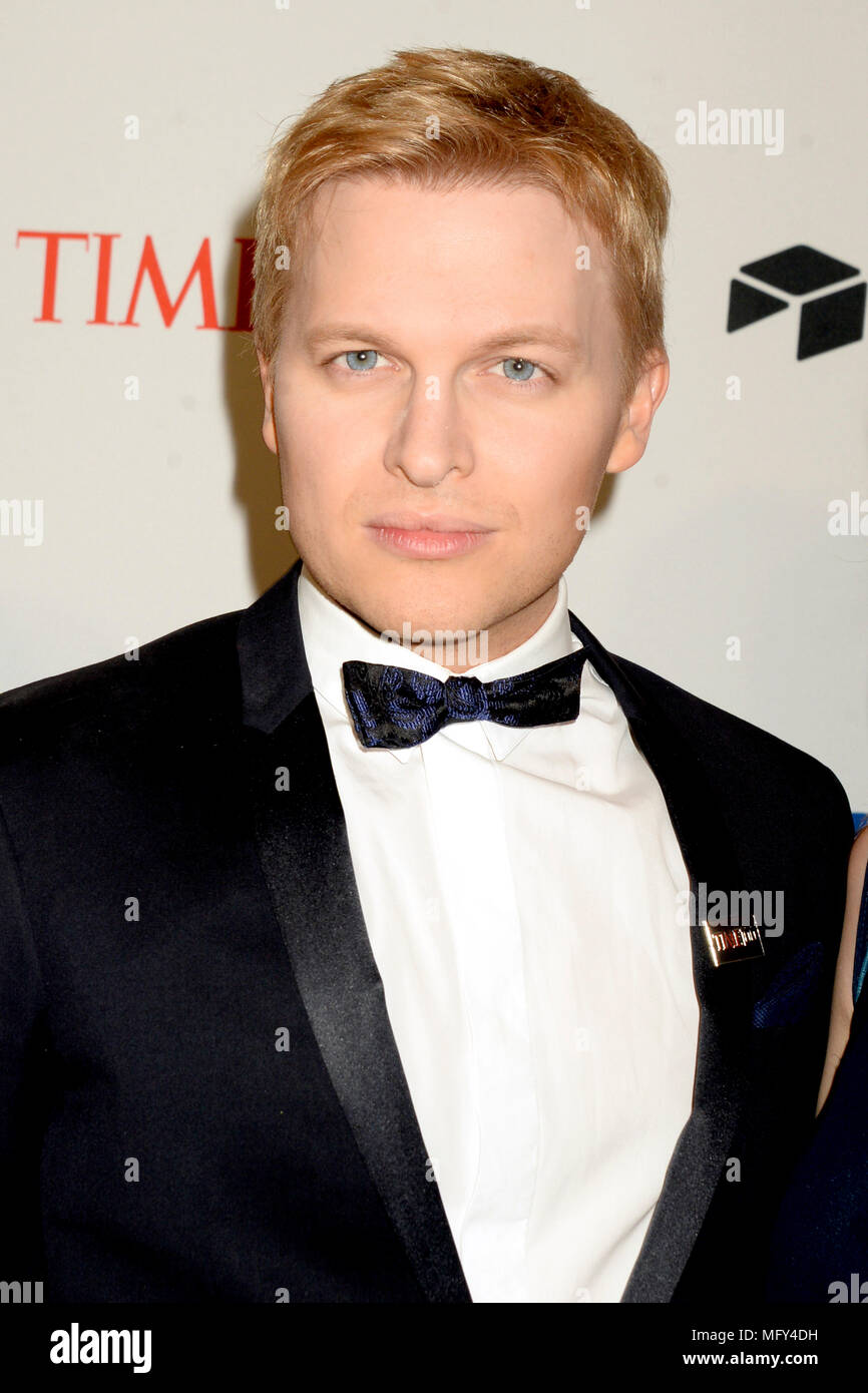 Ronan Seamus Farrow