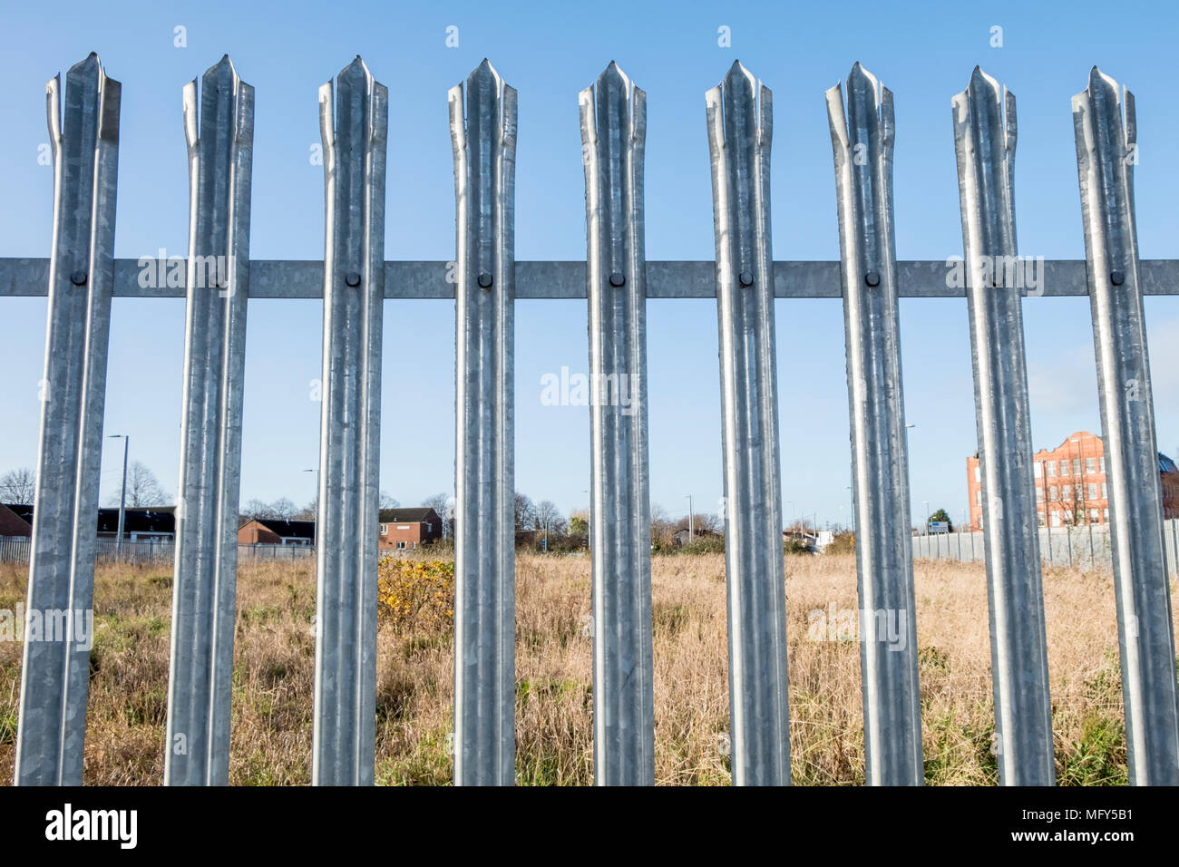 Security Fencing High Resolution Stock Photography and Images - Alamy