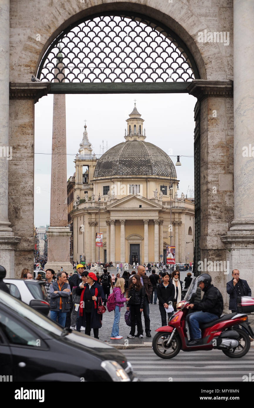 Porta del Popolo gate in Aurelian Walls, Baroque Chiesa di Santa Maria ...