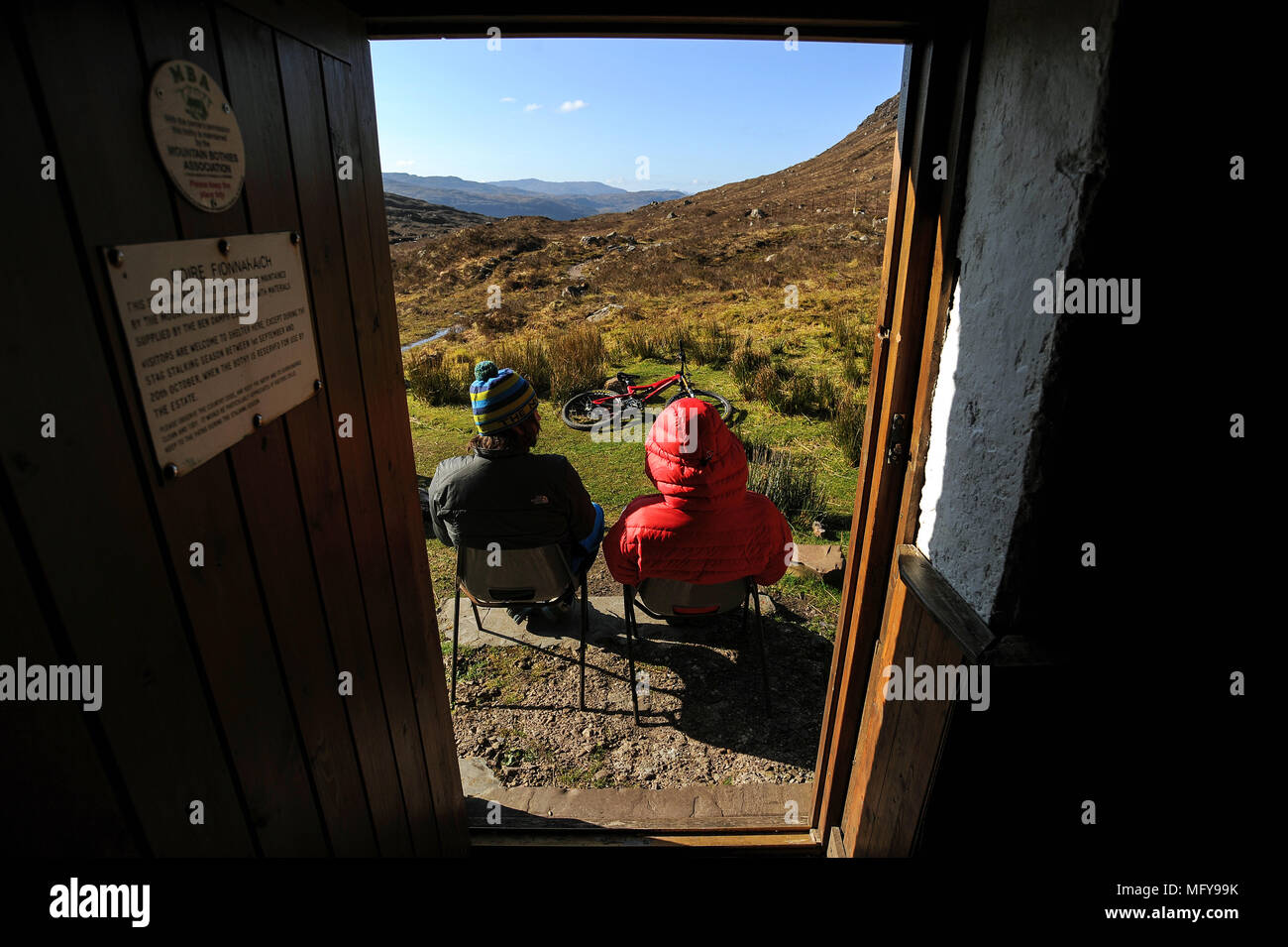 Coulags bothy hi-res stock photography and images - Alamy