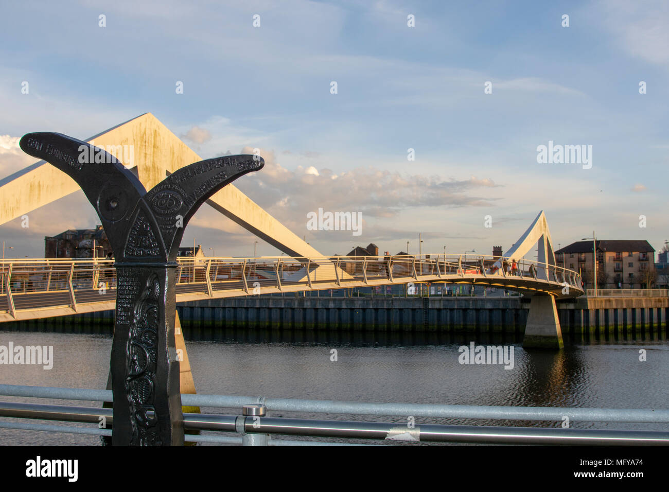 National Cycle route waymarker by the Tradeston bridge, the River Clyde ...