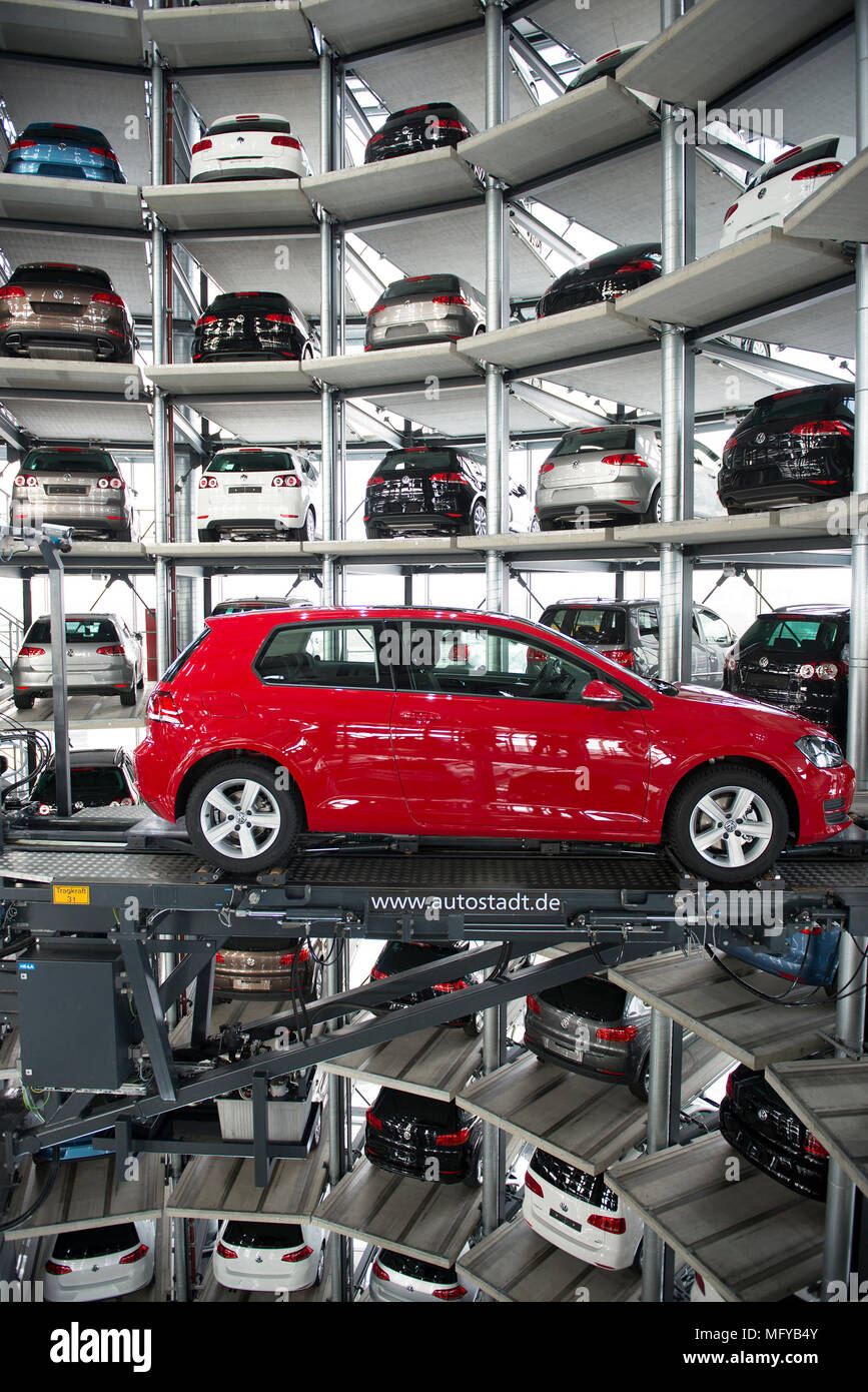 Autostadt Wolfsburg High Resolution Stock Photography and Images - Alamy