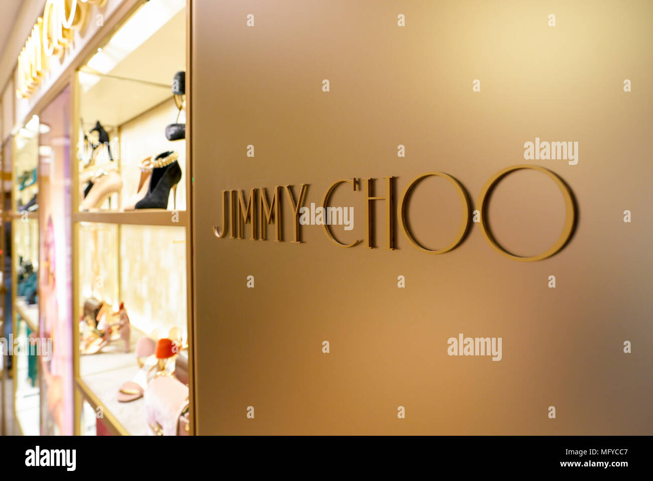Jimmy choo shop sign hi-res stock photography and images - Alamy