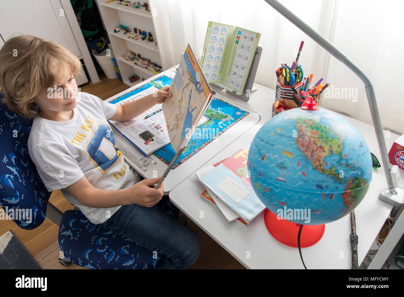 Geography learning hi-res stock photography and images - Alamy