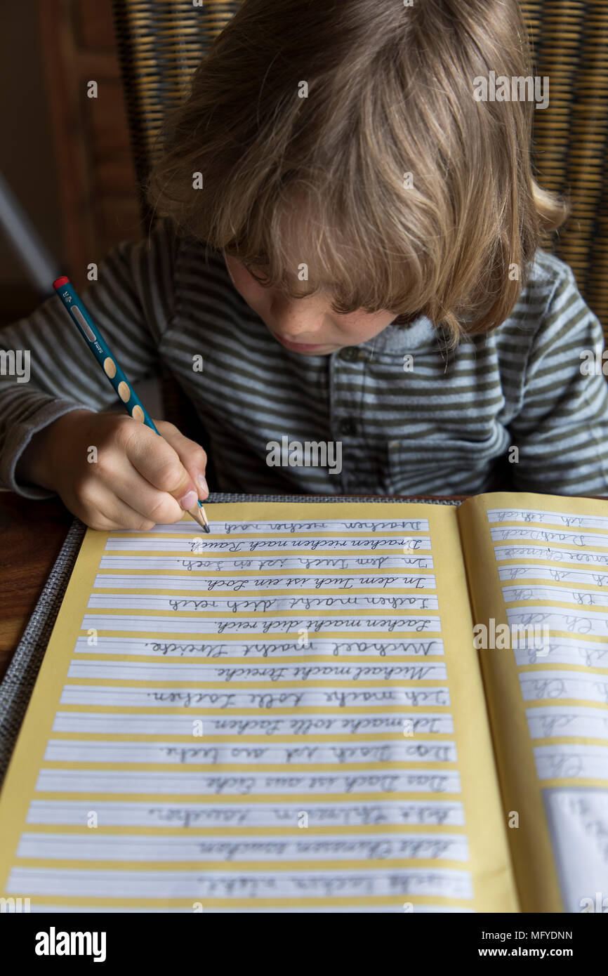 Student exercises hi-res stock photography and images - Alamy