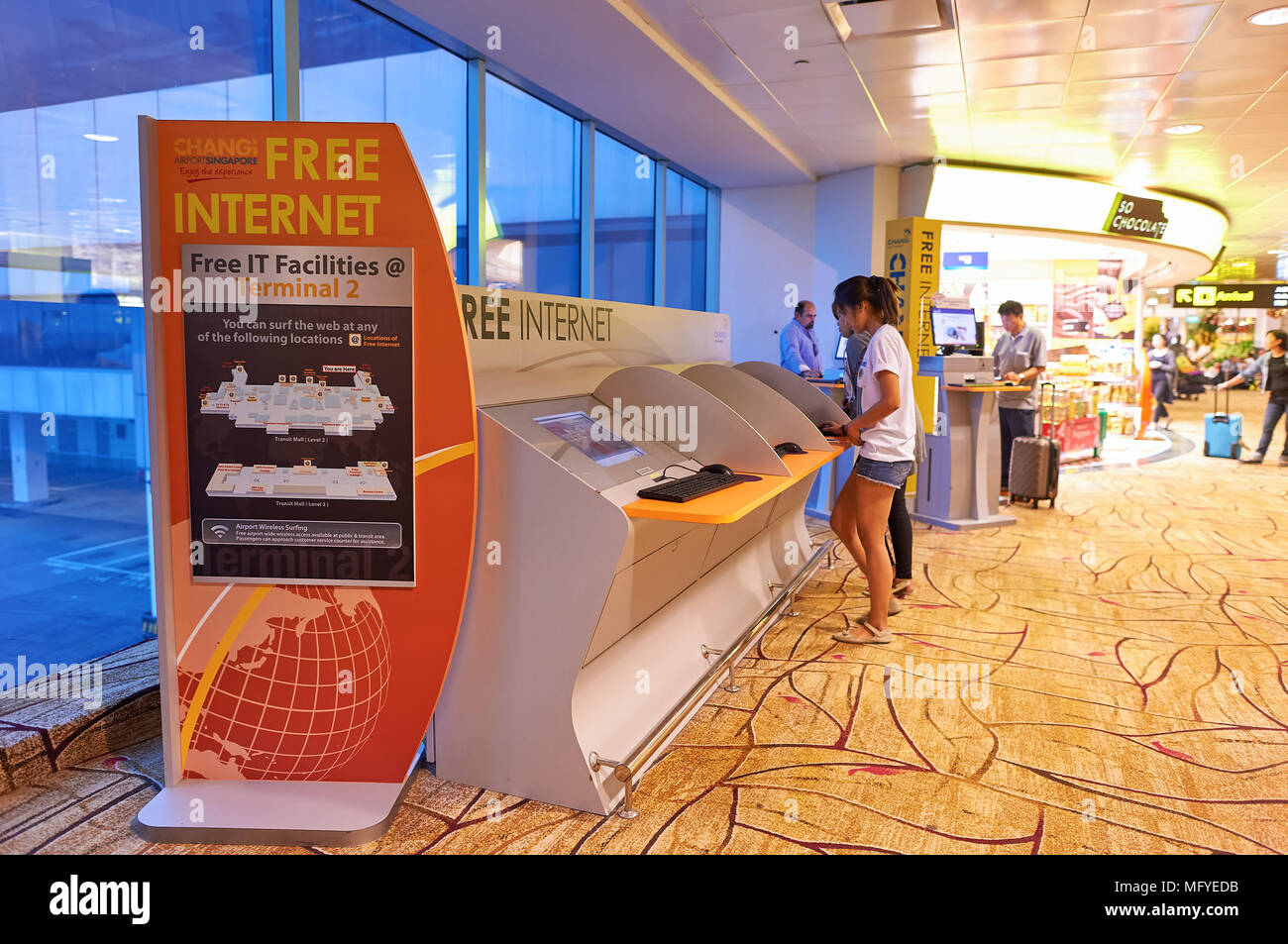 Airport changi computer hi-res stock photography and images - Alamy